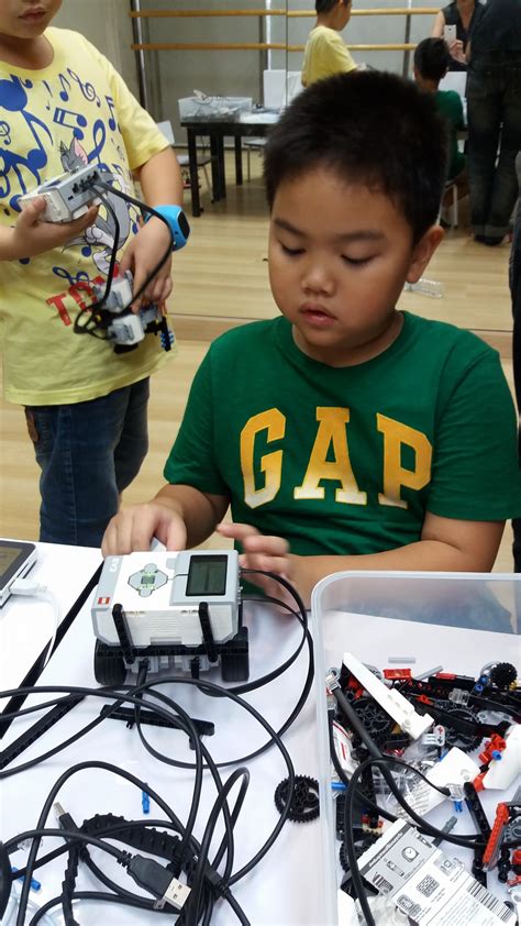 Me Skill Up กิจกรรมเด็กแนว Steam ดนตรี หุ่นยนต์ การทดลองวิทย์ Added A