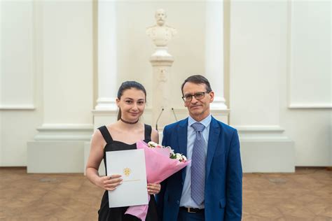 Церемония награждения выпускников Российского университета транспорта РУТ МИИТ