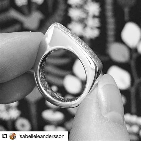 Shiny And Sparkly Carved Ring For Women