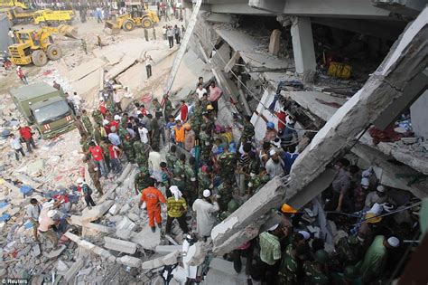 Bangladesh Building Collapse Daughters Agony As She Discovers Her