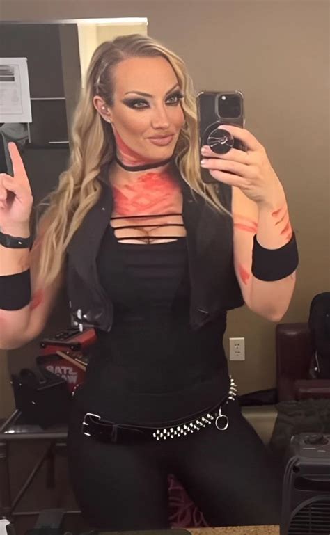 Nita Strauss Rmetalboners