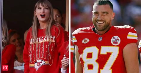 Taylor Swift Cat Taylor Swifts Cat Has Higher Net Worth Than Travis