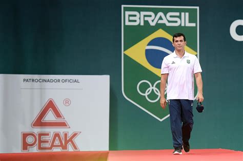 Brasil apresenta uniformes para Jogos Olímpicos de Tóquio 03 06 2021