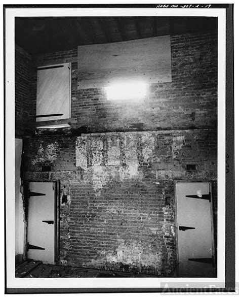 19 Interior View Of First And Second Floor Floor
