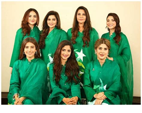 Adil Raja Apologises To Kubra Khan On Twitter Showbiz Pakistan