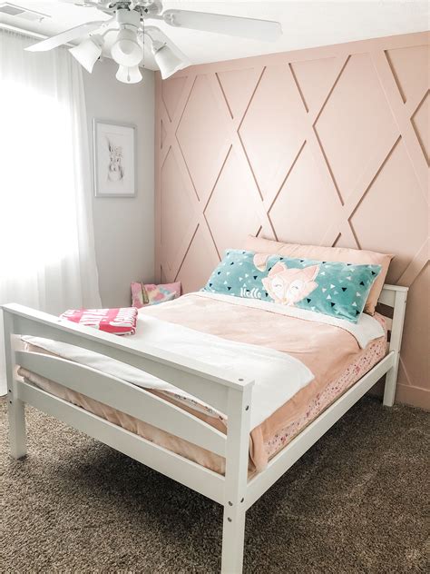 Girls Room With Accent Wall