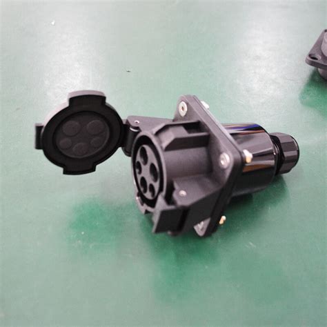 미국 표준 단상 Ac 차량 엔드 소켓타입 1 암 전기 자동차 커넥터 소켓 240v 16a32a 새로운 에너지 차량 부품 및 액세서리