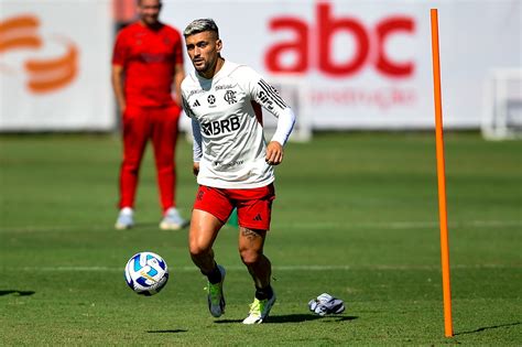 Flamengo x Olimpia veja informações e onde assistir ao jogo pela
