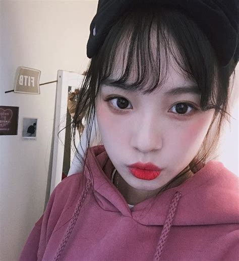 Pin On Jungyoon Ulzzang Girl Ulzzang Korean Girl Asian Girl