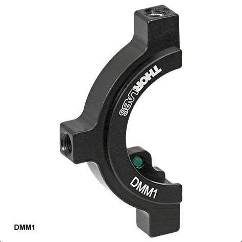 D-Shaped Mirror Mounts