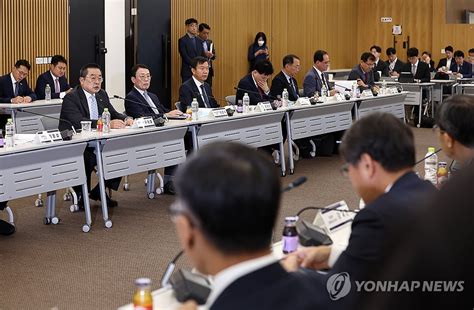 발언하는 구자열 회장 연합뉴스