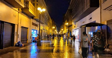 Lluvia En Lima Metropolitana Sorprende A Vecinos De Varios Distritos En