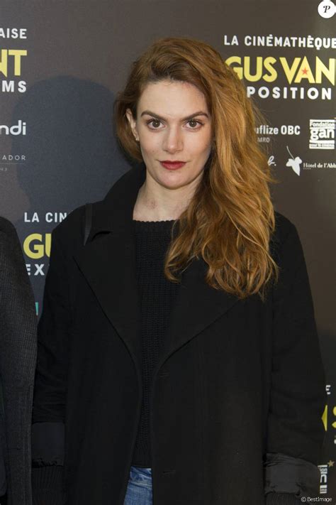 Luna Picoli Truffaut Au Photocall De Lexposition Gus Van Sant And Films