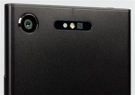 Обзор смартфона Sony Xperia XZ1: тонкий и легкий аппарат топового ...