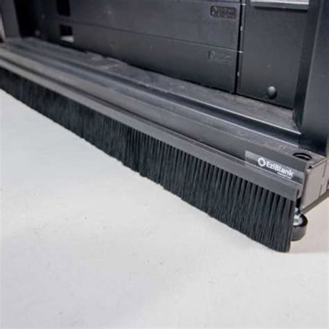 Eziblank® 605mm Sub Rack Brush Panel Data Center Store
