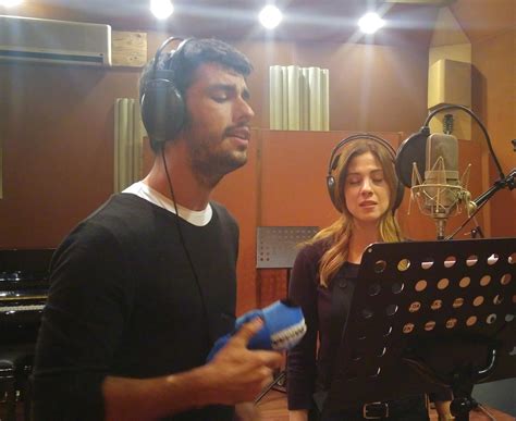 Oğlan Bizim Kız Bizim Filminin Seni Seviyorum Şarkısı Oyunculara Emanet