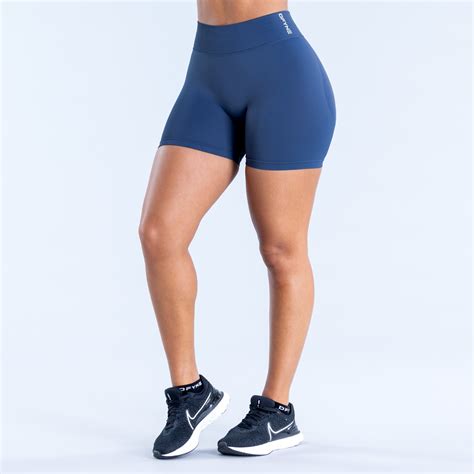 Dynamic Shorts 45 Dfyne