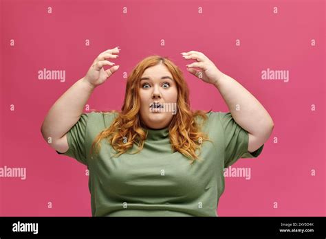 Redhead Woman Curvy Hi Res Stock Photography And Images Alamy