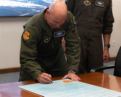 Luke Afb Home Page