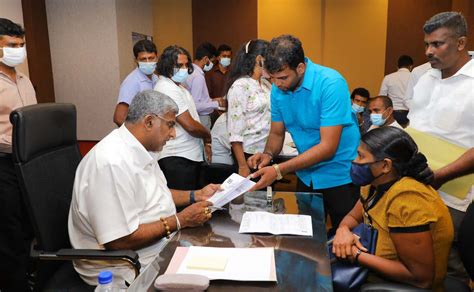 නාගරික සංවර්ධන හා නිවාස අමාත්‍ය ප්‍රසන්න රණතුංග මහතා සහ නාගරික සංවර්ධන