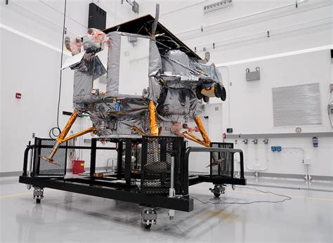 Peregrine Lander Suffers Propulsion ‘anomaly Moon Landing Seemingly