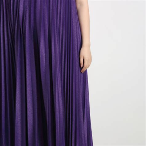 Purple Wire Pressed Crepe Back Streamer Sleeveless Pleating Dress Of