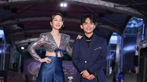 金鐘58／巴鈺紅毯精彩亮相 主持戰袍辣翻！曲線全都露 娛樂星聞