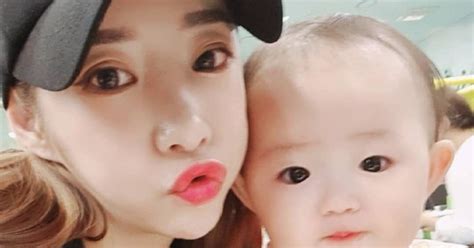 안소미 붕어빵 딸 로아와 찰칵 비주얼 모녀 여 네 Sns★컷