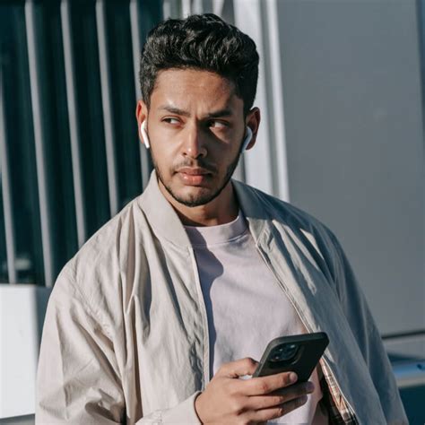 Sigma Male Adalah Cari Tahu Ciri Contoh Dan Cara Jadi Sigma Male