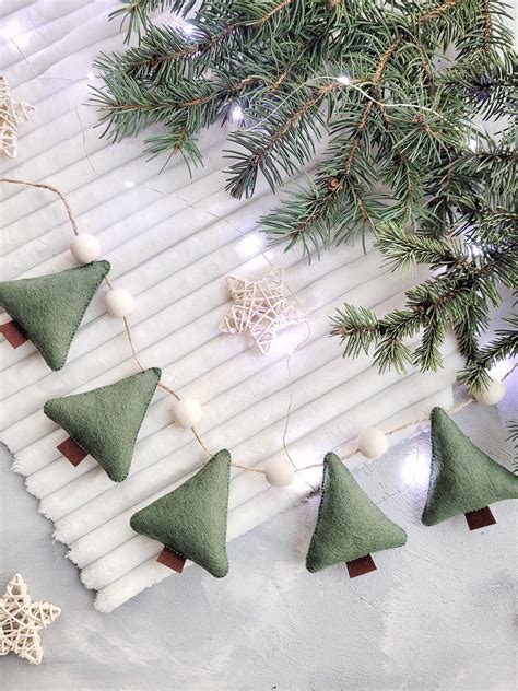Christmas Trees In Felt Decorations Felt Tree Christmas Garland Artofit