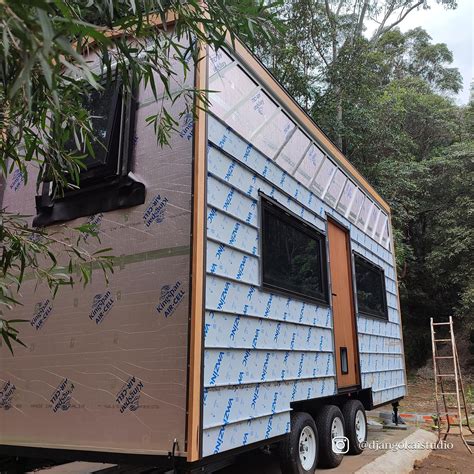 Horizontal Cladding Is Aerodynamic Right R Tinyhouses