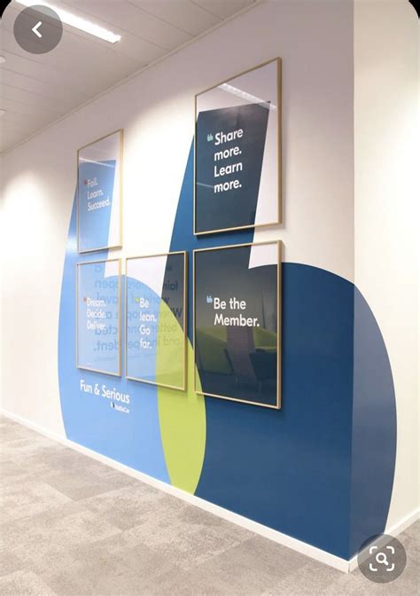 Receptionist With Our Logo Colors Graphiques Muraux De Bureau