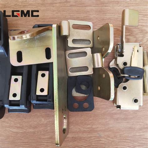 Professional Road Roller Parts 34w0002 Hood Lock Assembly