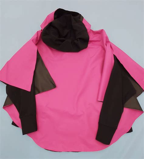 Puuska Kevyt Viitta Pyörätuolinkäyttäjille · Silver Clothing