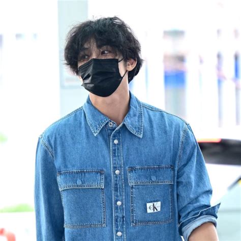 남자 청청패션 정석 세븐틴 민규 캘빈클라인 데님셔츠 코디 얼마 네이버 블로그