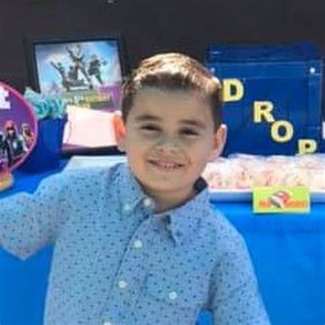 Stephanie Ballesteros Youtube