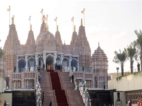 Vishal Patel Will Leave His Job Worth Crores And Serve In The Hindu Temple Of Uae What Is The