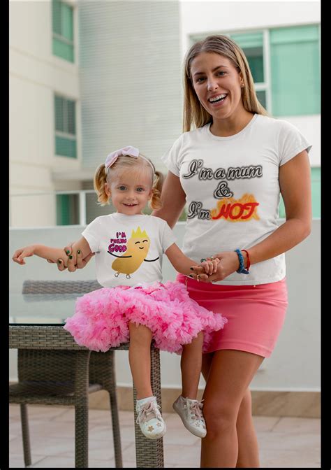 Ich Bin Eine Mama Und Ich Bin Heiß Frauen Kurzarm T Shirt Etsy