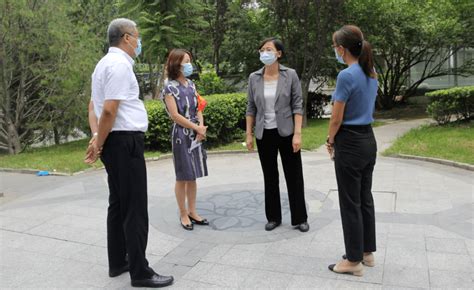 区委常委、区委组织部部长张金玲到后沙峪镇检查疫情防控工作服务