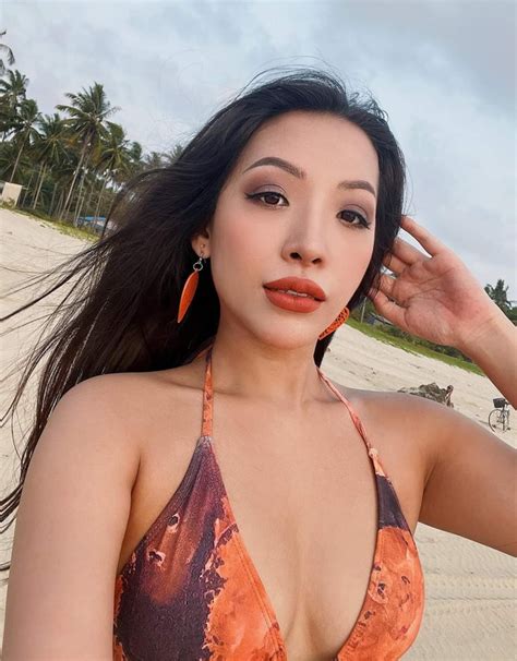 နိုင်ငံကူးလက်မှတ် သိမ်းဆည်းခံရပြီး ဘန်ကောက်ခရီးစဥ်ပါ ဖျက်သိမ်းခံလိုက်ရတဲ့ Sexy မော်ဒယ်နန်းမွေစံ