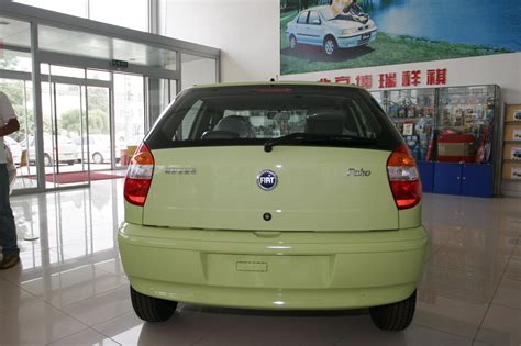 南京菲亚特派力奥尾部 图片 新浪汽车 新浪网