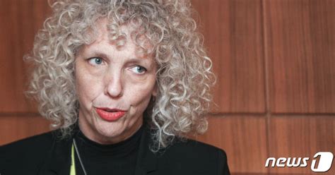 그린피스 사무총장 文 정부 국내는 탈원전 해외는 수출말도 안돼