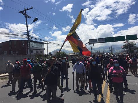 Paro Nacional En Ecuador Organizaciones Sociales E Indígenas Exigen