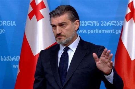 მას შემდეგ აღარ ვცემ ქალბატონ პრეზიდენტს პატივს რაც „ნაციონალური