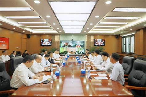 集团信息化和数字化转型领导小组调研地勘中心数字化工作 中国建材地勘中心