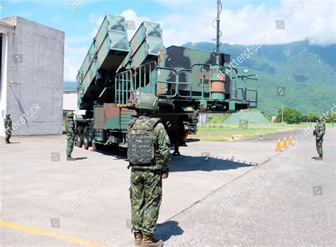 Taiwanese Soldiers Operate Sky Bow Iii Editorial Stock Photo - Stock ...