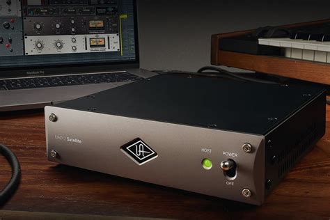 Universal Audio Uad 2 Satellite Thunderbolt 3 Octo Core