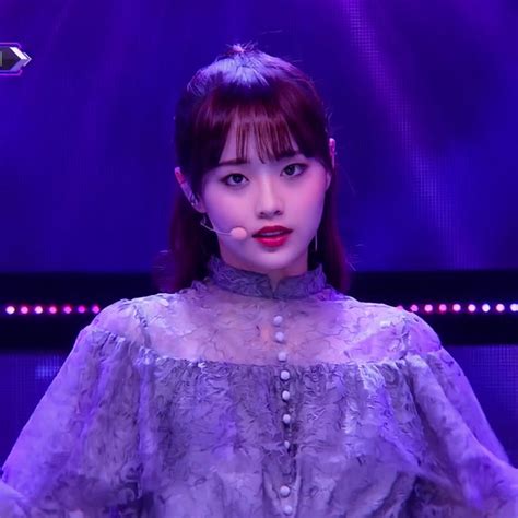 Chuu Loona Aesthetic Purple