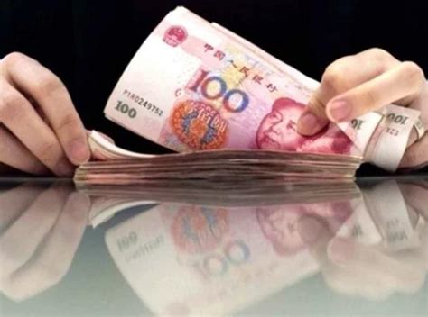 人民币贬值添压！中国7月结售汇出现“逆差” ＊ 阿波罗新闻网