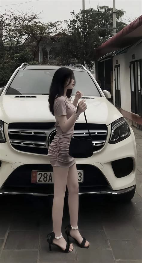 Ảnh gái xinh khoe hàng đẹp quyến rũ và hấp dẫn người xem